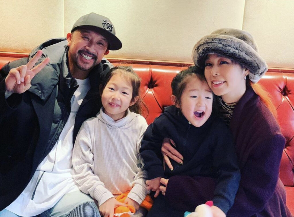 AI（アイ）の身長は意外と低い！旦那はHIRØ、子供は娘と息子、父親・母親はすごい人！ | ポップス歌手情報